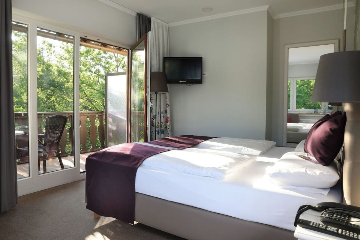 Quarto Duplo, varanda (Landhaus) | Secretária, Wi-fi grátis