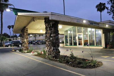 Top Hotels in San Ysidro, CA - Cancel FREE on most hotels | Hotels.com