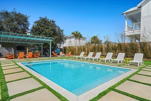 Sugar Shack - Beach House with Large Pool & Outdoor Space Reviews ...