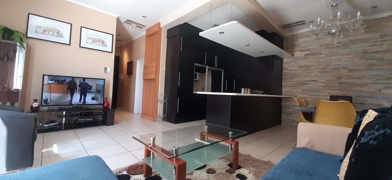 Two Normal Bedrooms Inside Maerua Mall - Windhoek