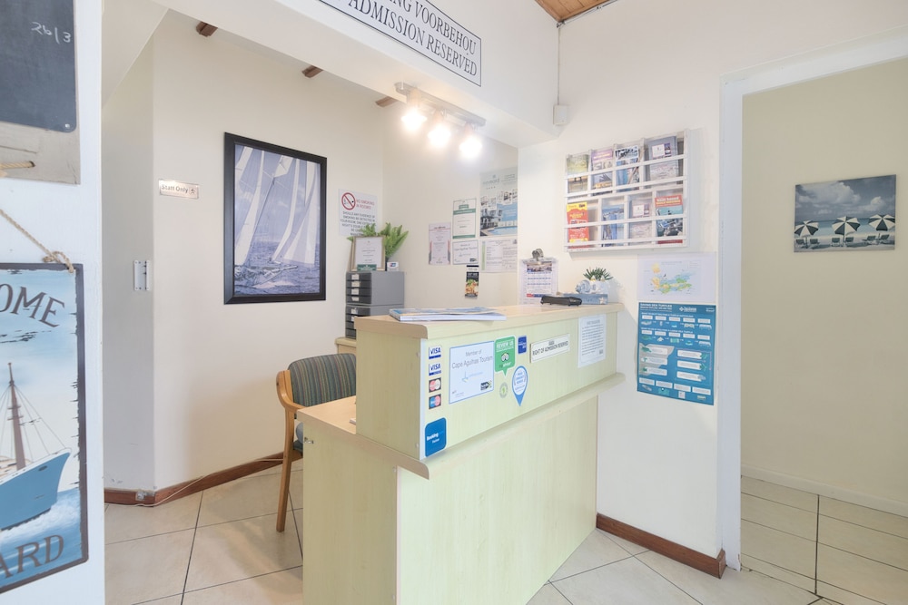Mermaid Guest House - Struisbaai