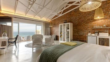 Quarto Duplo Executivo, 1 cama king-size, vista para o oceano | Minibar, com decoração personalizada, com mobília individualizada