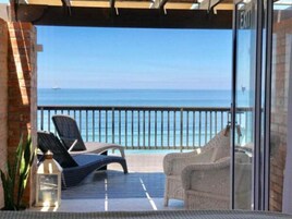 Quarto casal executivo, 1 cama King, vista para o oceano | Vista do quarto