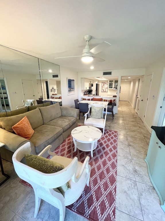 Entire Apartment 2br/2ba In Park Shore Resort - 네이플스