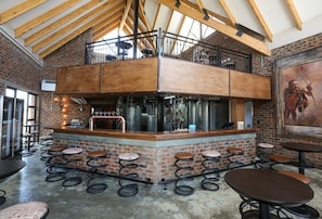 Bar (no alojamento)