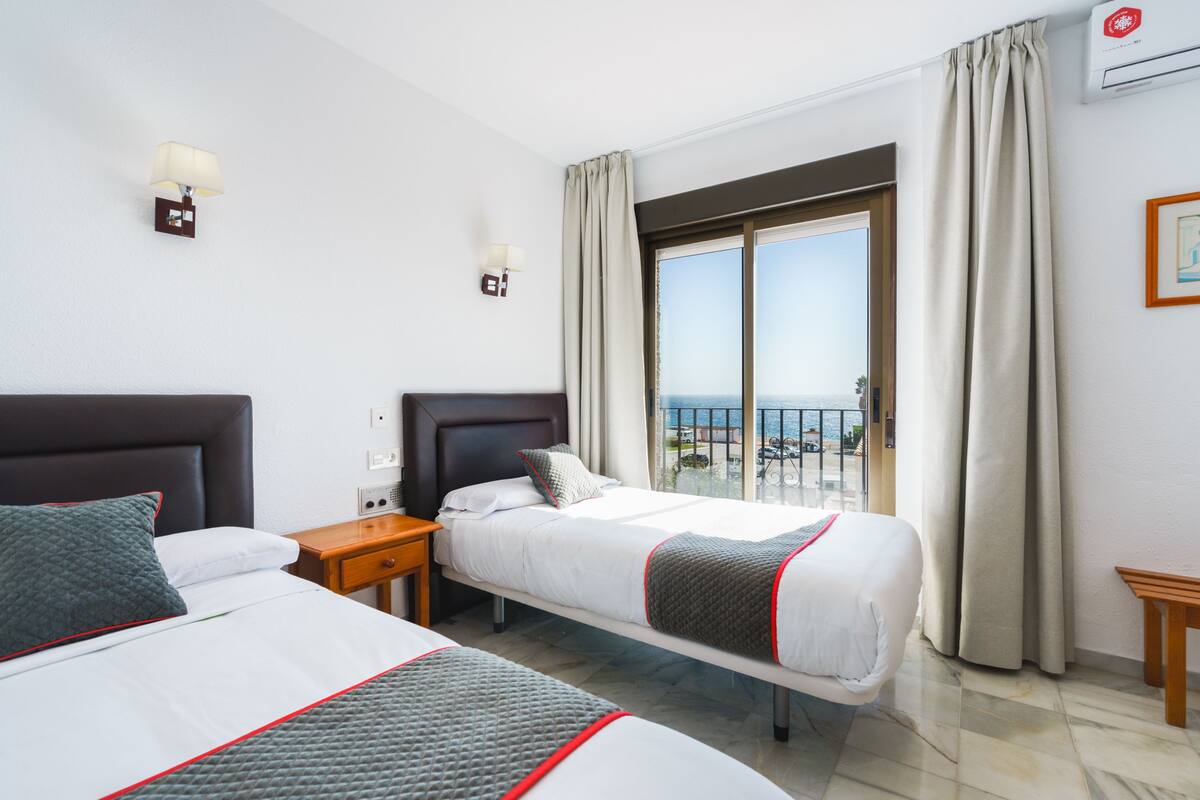 Wi-fi grátis, roupa de cama fornecida