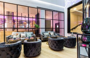 Sala de estar do lobby