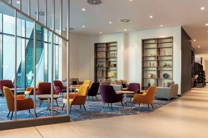 Pequenos-almoços servidos, cozinha local e internacional