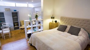 Apartamento | Individualmente mobiliados, escrivaninha, ferros/tábuas de passar roupa