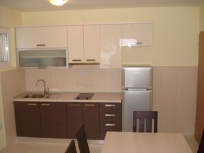 Duplex família | Cozinha privada | Geladeira, cooktop, cafeteira/chaleira, chaleira elétrica