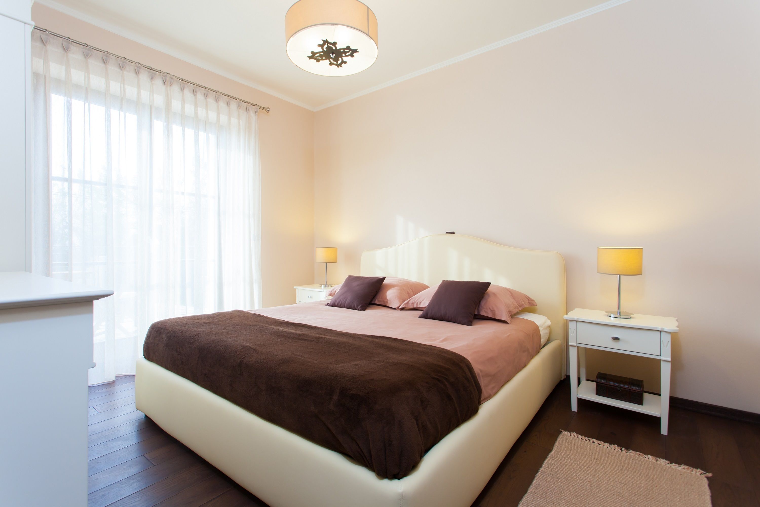 Villa Familiar, várias camas | Secretária adequada para computadores portáteis 