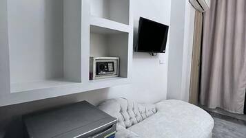 Roupas de cama premium, edredons de pluma, camas com colchões pillow-top