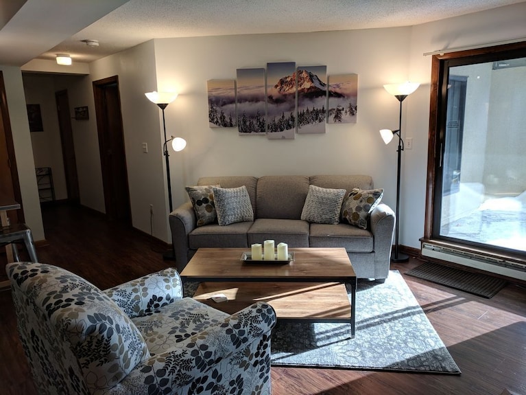 Newly Renovated Cozy Ski Retreat With View Of Killington Slopes - New England