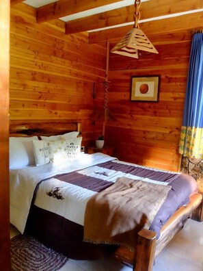 Cabana família, vista para a montanha | 2 quartos, cofres nos quartos, berços grátis, Wi-Fi de cortesia