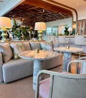 2 bares/lounges, um bar à beira da piscina, um bar junto à piscina 