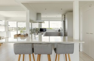 Casa de Luxo, 2 quartos, vista para o mar | Cozinha privada | Um frigorífico/congelador grande, um micro-ondas, um forno