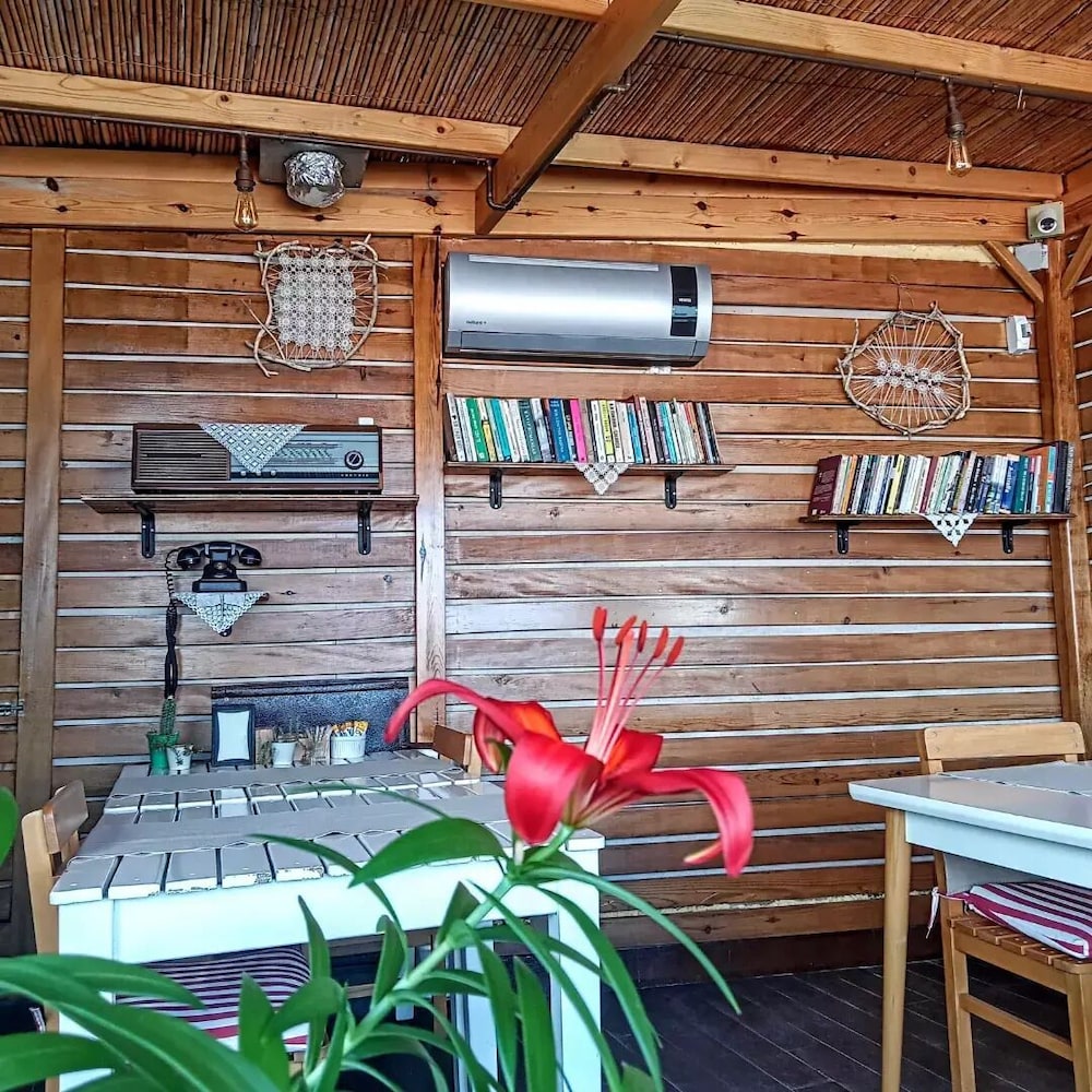 Nar Pansiyon Cafe - Sığacık