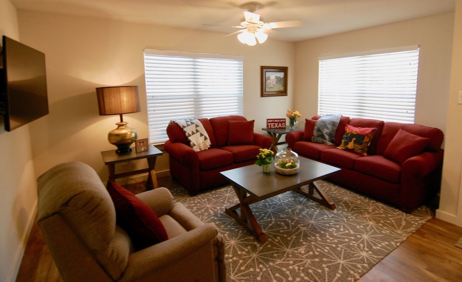 Duck Inn, Walk Downtown, Fenced Yard W/ Fire Pit. - 伯爾尼