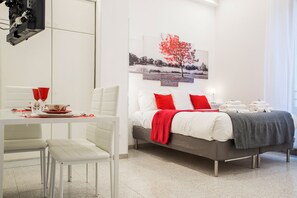 Apartamento, 1 cama queen-size, não fumadores | Ferro/tábua de engomar, berços/camas para crianças, Wi-fi grátis 