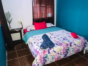 Wi-Fi de cortesia, roupa de cama