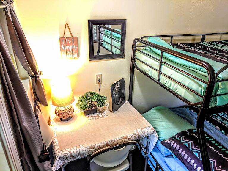 River View Rainforest Tiny Cabin With Kitchenette (No Cleaning Fee) - Hawaii