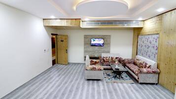 Suíte real | Cofres nos quartos, camas extras/dobráveis (sobretaxa)