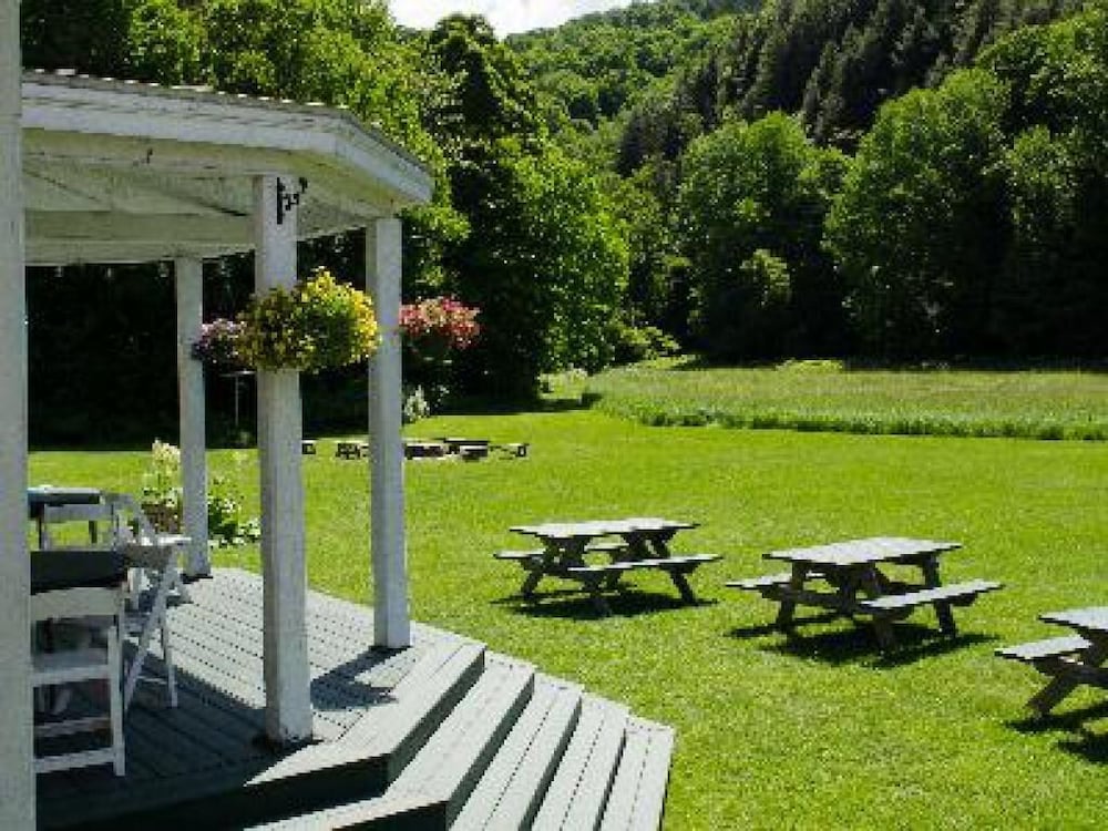 Lareau Farm Inn - Vermont
