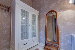 Suite Lua de Mel | Minibar, cofre no quarto, secretária, quartos insonorizados 