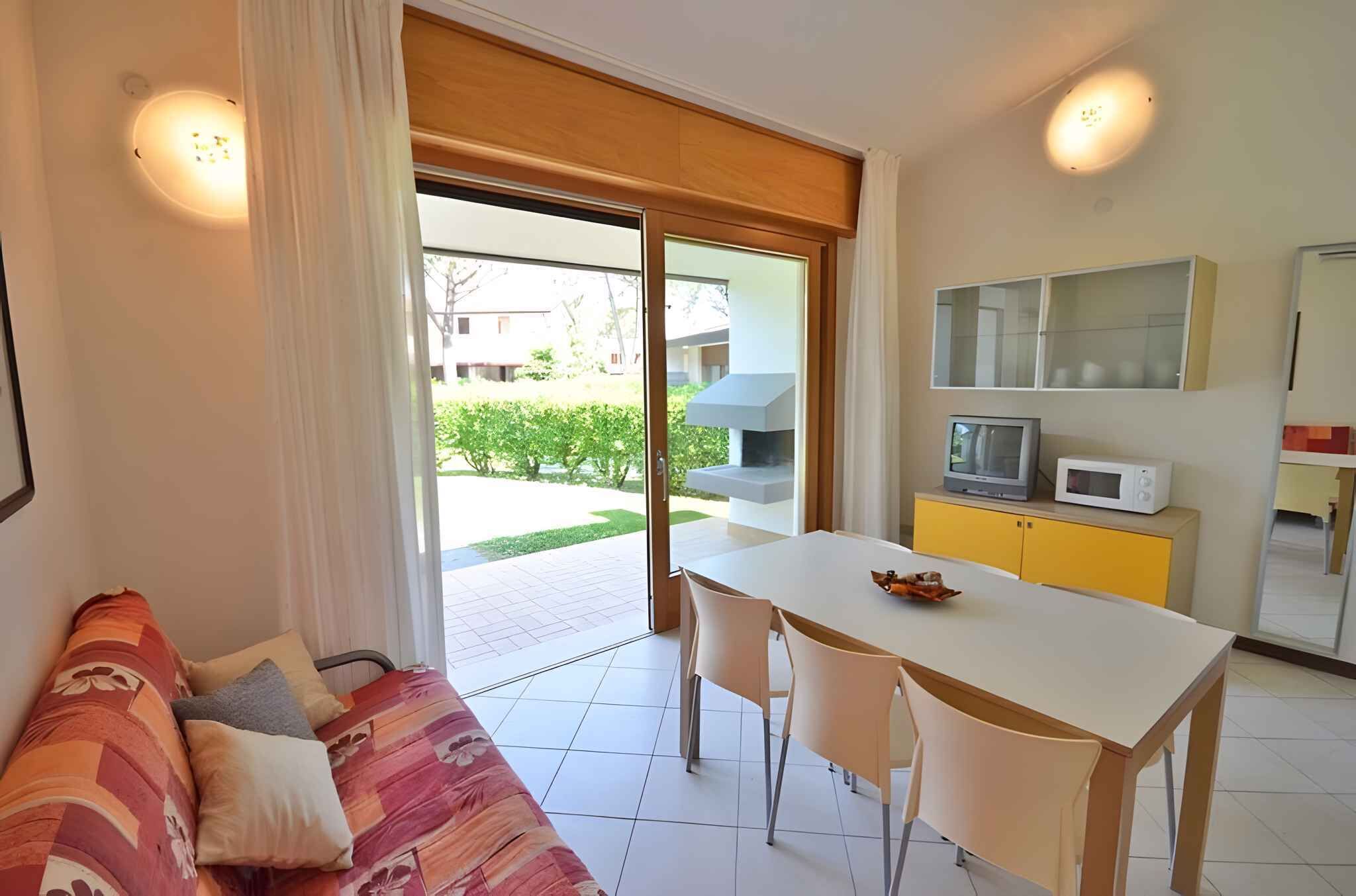 Appartement De Vacances Avec Terrasse Et Climatisation - Lignano Pineta