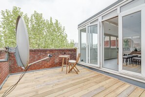 Suíte panorâmica, 2 quartos, terraço, vista para a cidade | Terraço/pátio