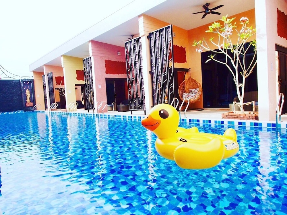 Deluxe With Pool Access - Hua Hin