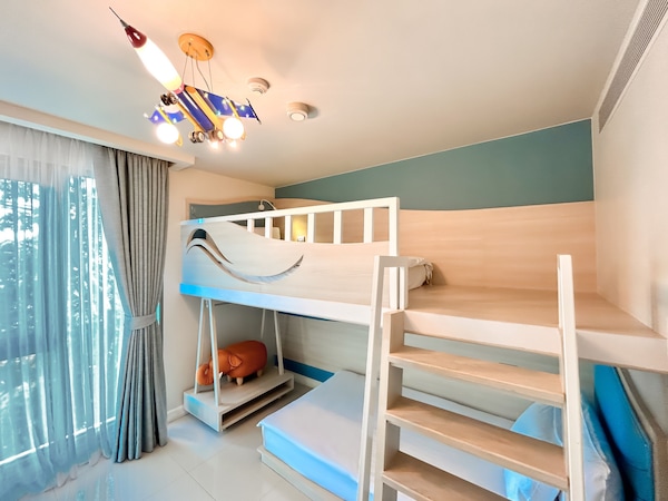 Centara Sonrisa Residences & Suites Sriracha - Si Racha