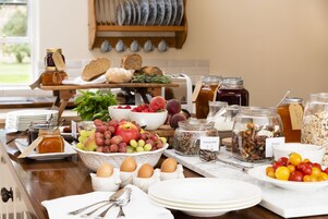 Buffet de pequeno-almoço