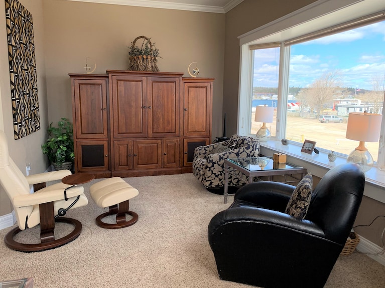 Pier Harbor Condo #2-downtown - Mackinac Island, MI