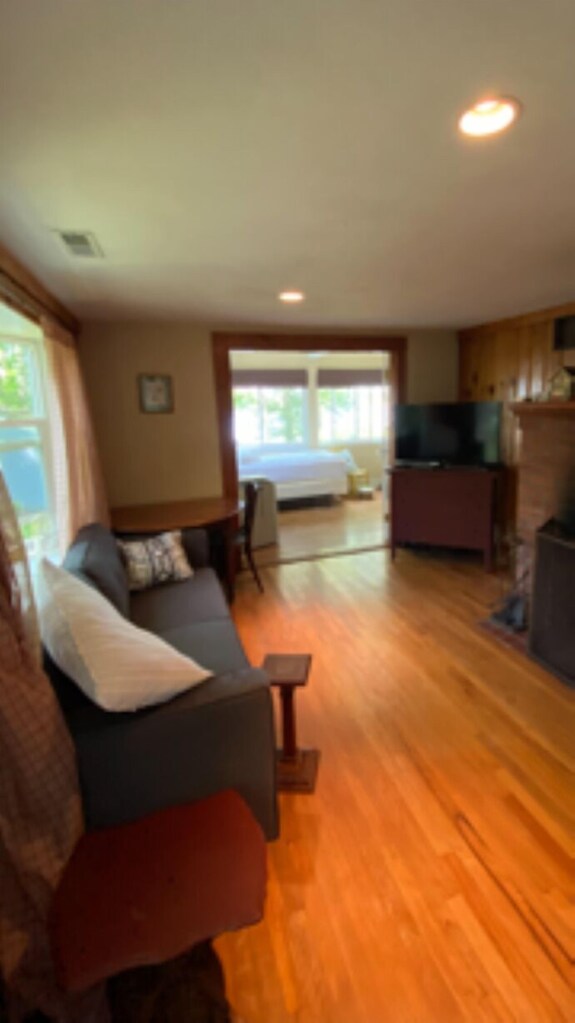 Private Beach Just Off Cape Cod - Taunton, MA