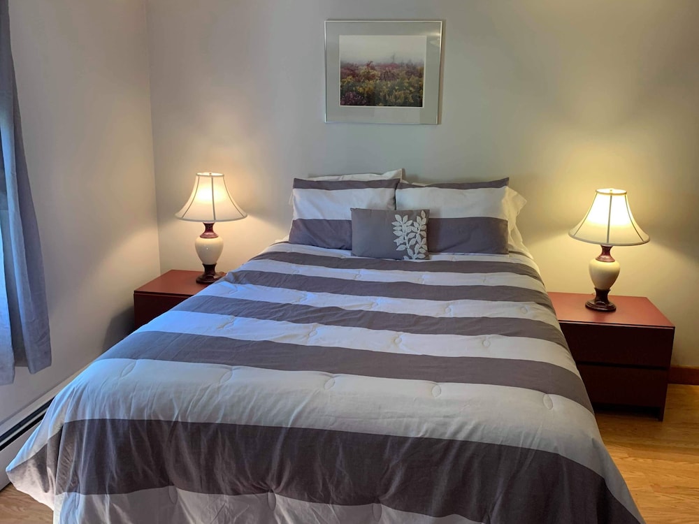 The Little Farmhouse At Adams Farm Just Minutes To Skiing, Golf And Lakes - Wilmington, VT