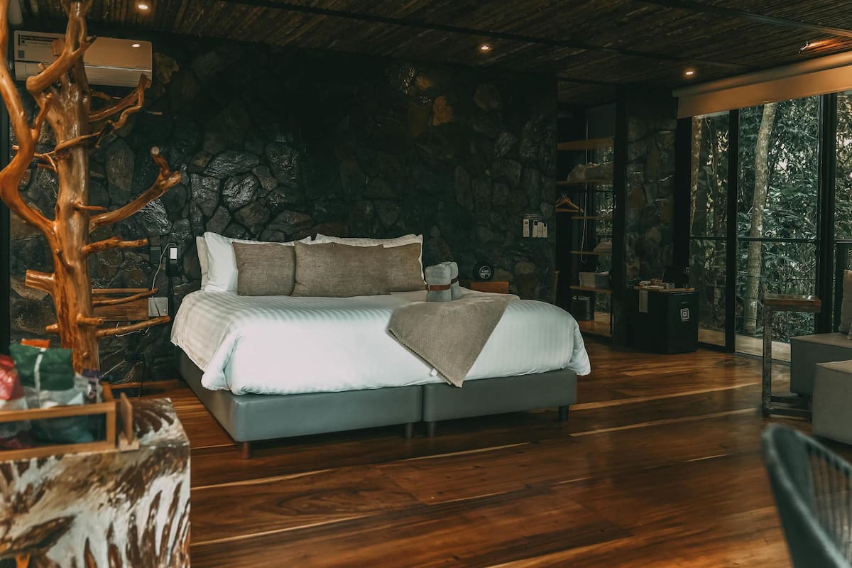 Quarto (Aviarias Master) | 1 quarto, roupas de cama premium, frigobar, cofres nos quartos