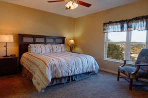 Apartamento em Condomínio Fechado, várias camas (Whispering Pines 234) | 3 quartos, ferro/tábua de engomar, Wi-fi grátis 