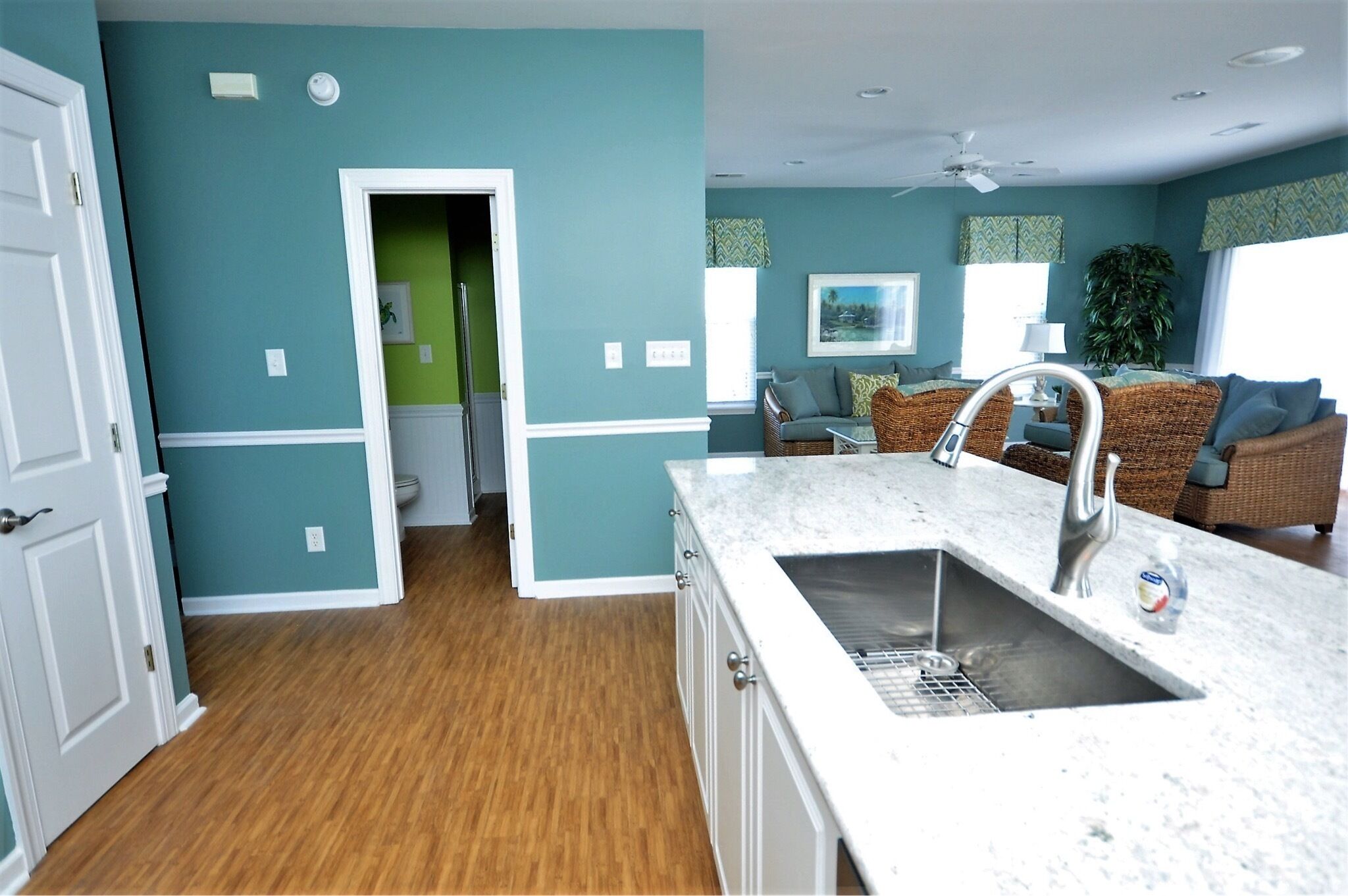 Extreme Oceanfront -  Heated Pool & Hot Tub / Linens & Gas Grill Inc. Discounted - Surfside Beach, SC