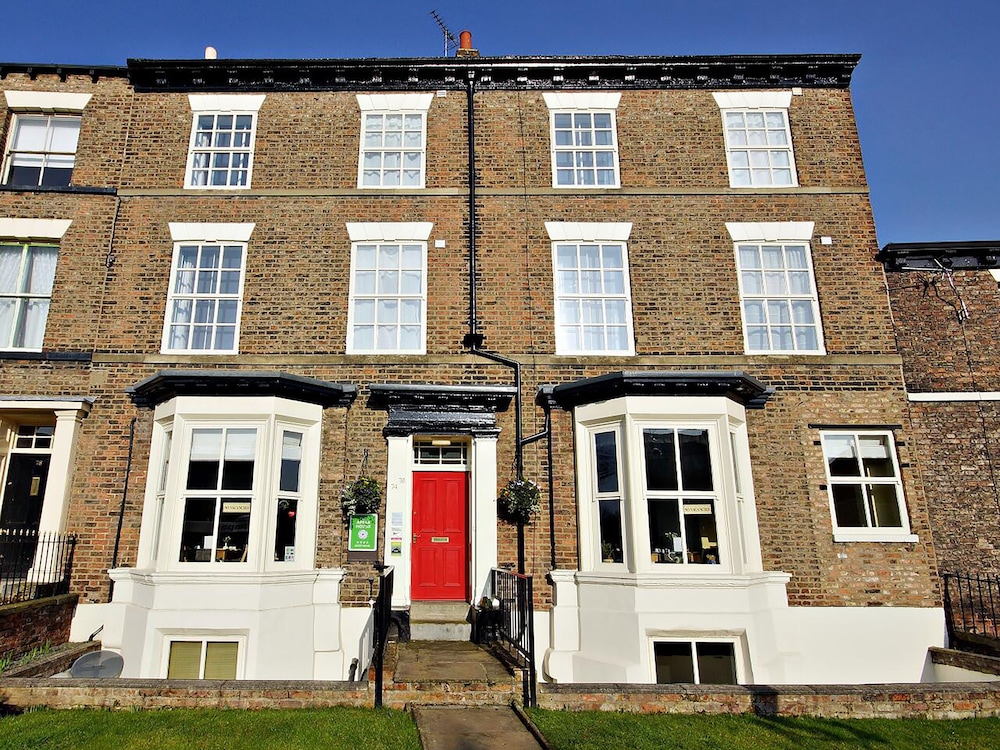 The Apple House - York