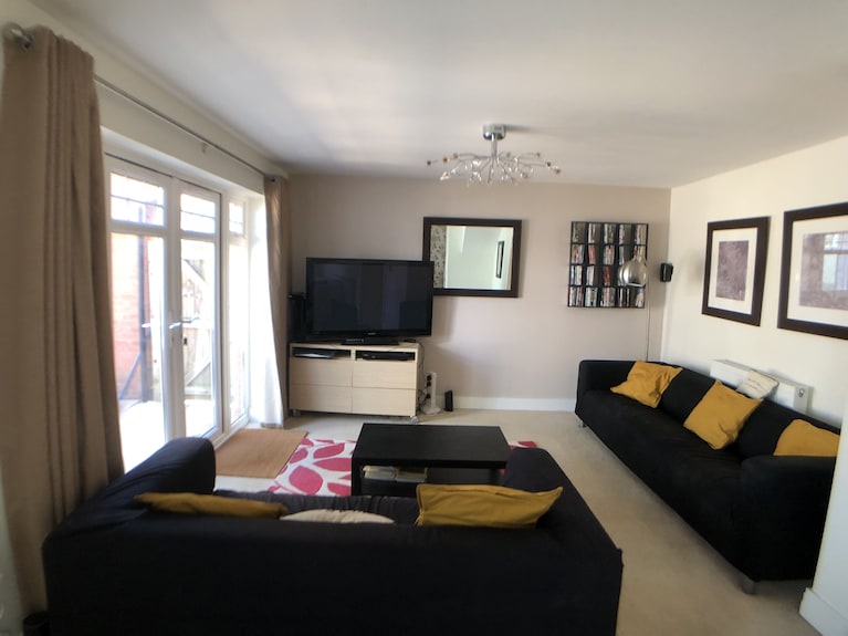 Banbury Sleeps 10, Easy Access To Silverstone, Nec, Blenheim, Oxford & Stratford - Banbury