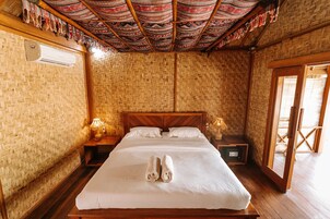 Bangalô tradicional | Cofres nos quartos, quartos à prova de som, Wi-Fi de cortesia