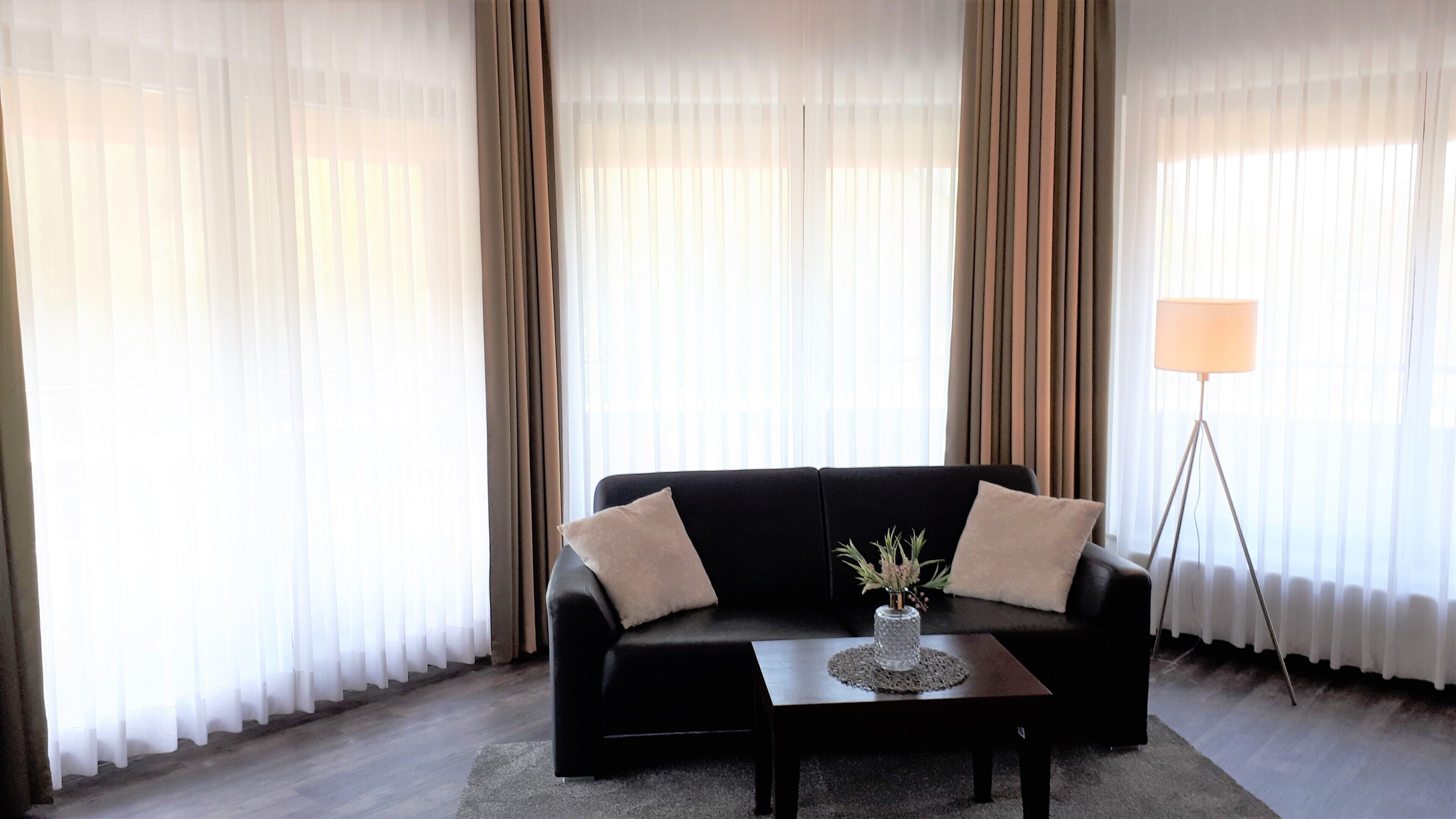 Suíte | Cofres nos quartos, escrivaninha, Wi-Fi, roupa de cama