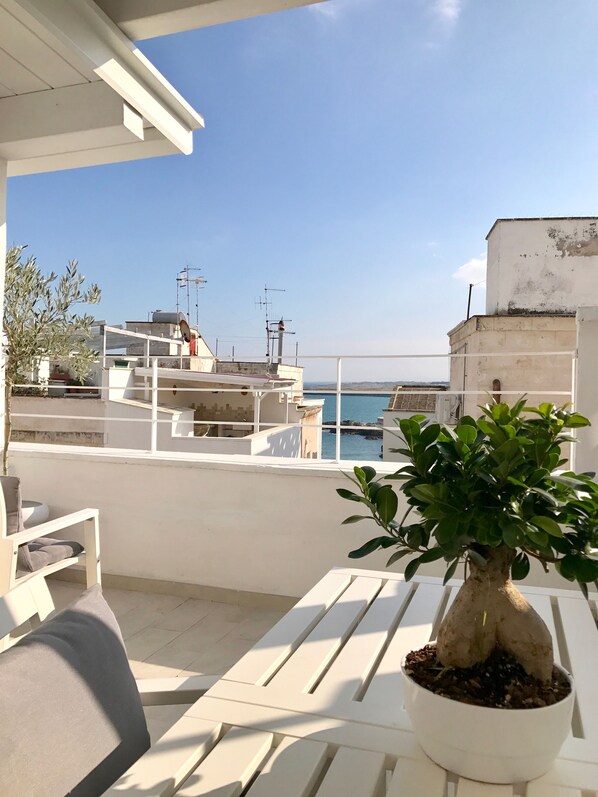 Apartamento, 2 quartos | Varanda