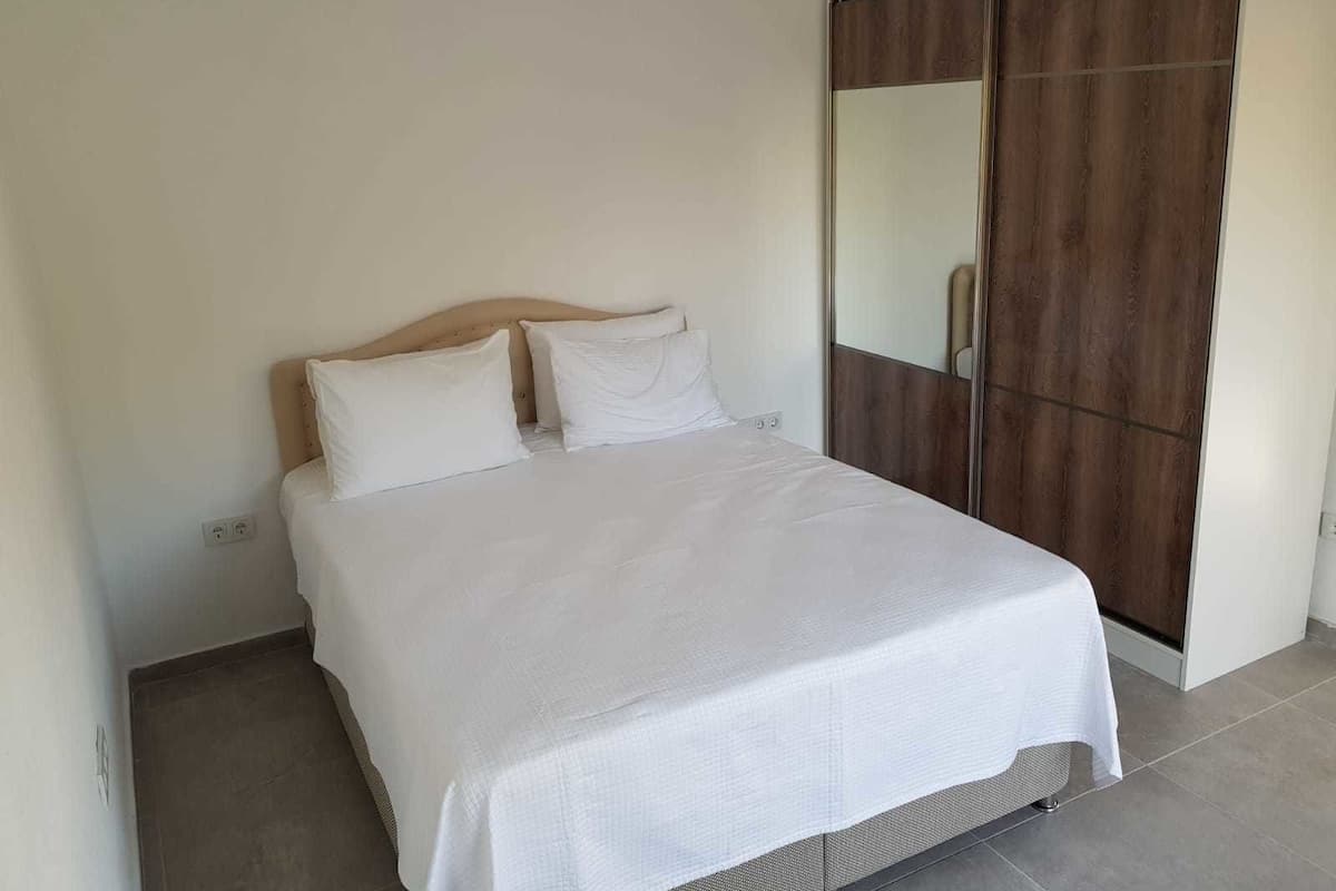 Loft panorâmico, 2 quartos, vista para o mar | Escrivaninha, cortinas blackout, quartos à prova de som