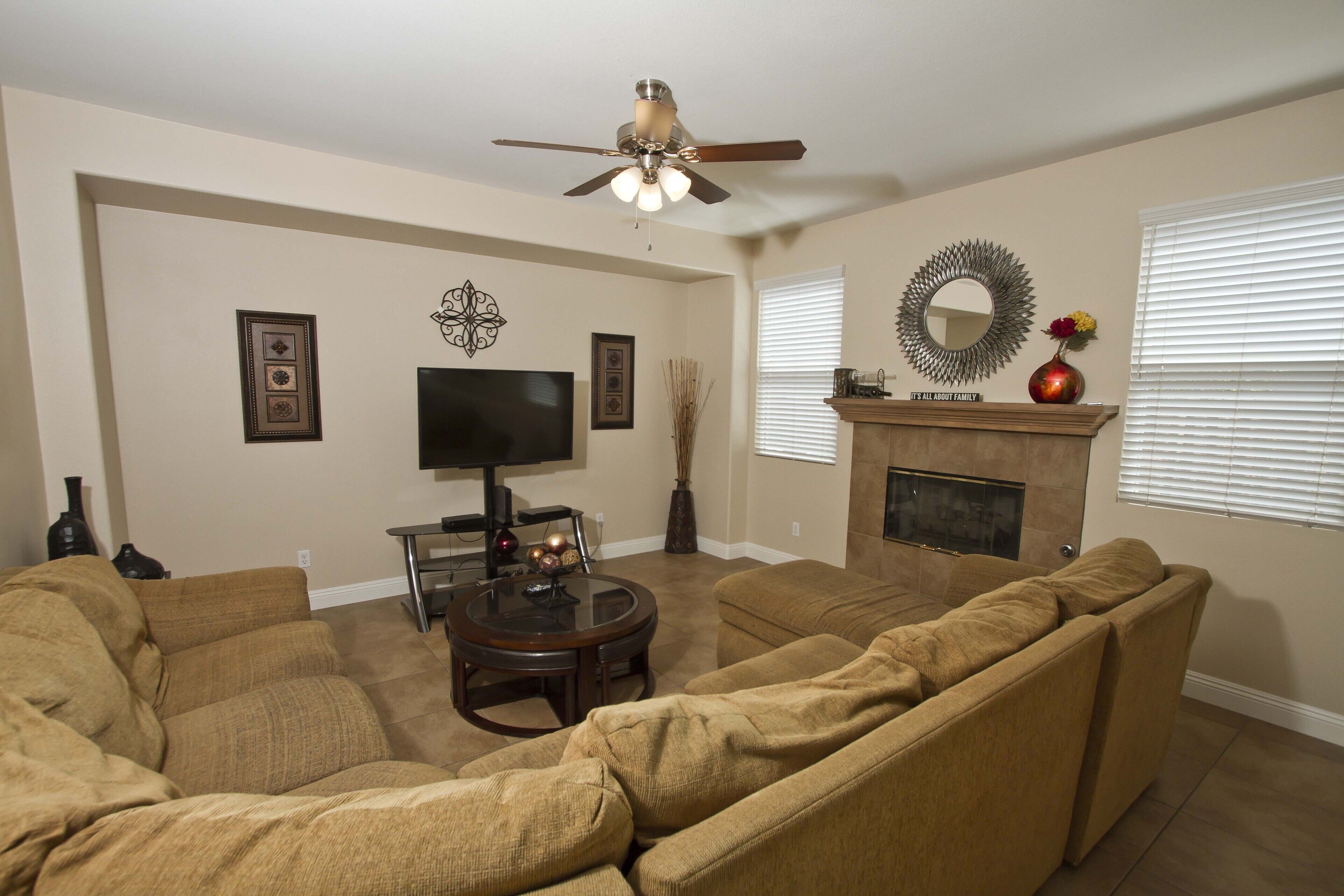 #5-super Host- Elegant 6br 4bth Hot Tub Comfy Upgraded Home For Corporate Lease - Murrieta, CA