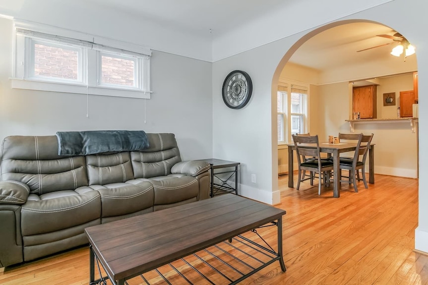 Grosse Pointe Getaway Downtown Detroit Close - Lake Erie, PA