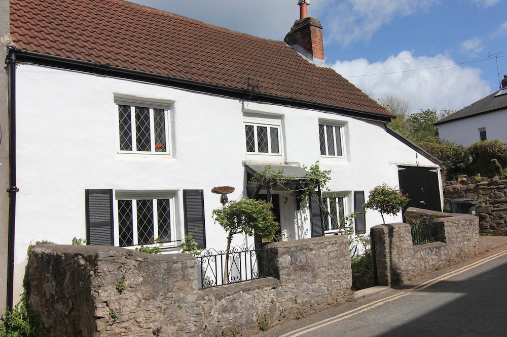 Mount Rose Cottage, 73 Hartop Road, Torquay, Babbacombe/st Marychurch - Shaldon