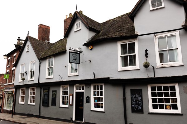 Cromwell's Tap House - Shropshire