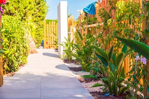 Estúdio Exclusivo, vista para a piscina | Vista para o jardim